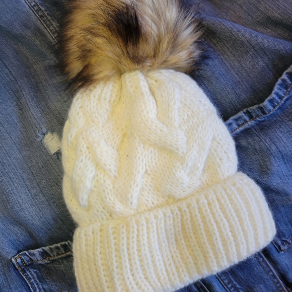 woolk | Accessories | Nwt Ecru Hat With Pom On Top Beautiful Brand Out ...
